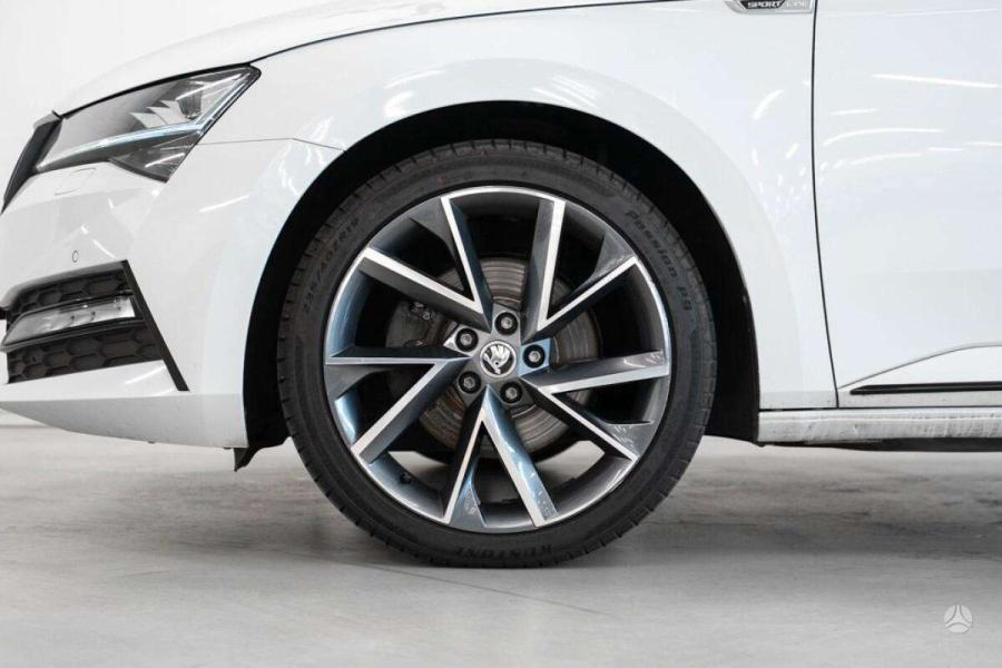 Balts Skoda SuperB 2022 Viļņa, ar dzinēja tilpumu 1.40 L un nobraukumu 147 tūkst. km par 21000 €, foto 28 vietnē AUTOMOTO.COM.LV