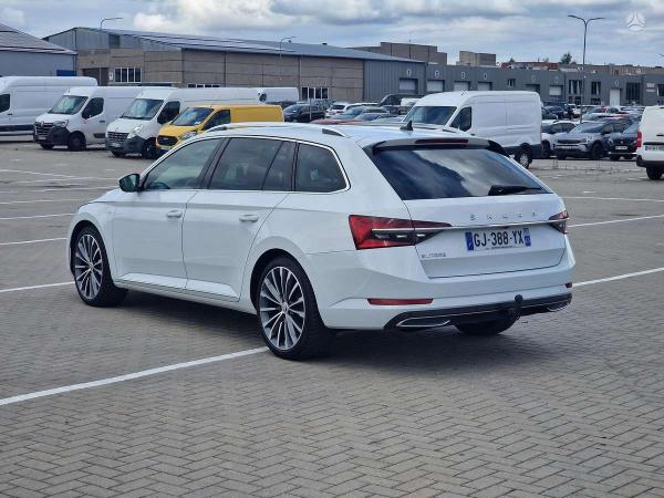 Balts Skoda SuperB 2022 Tauragė, ar dzinēja tilpumu 2.00 L un nobraukumu 236 tūkst. km par 18200 €, foto 3 vietnē AUTOMOTO.COM.LV