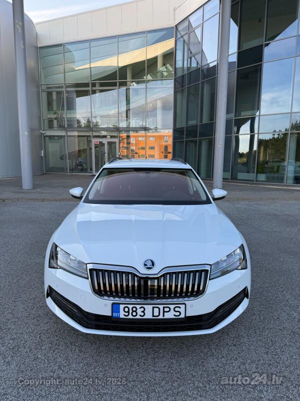 Balts Skoda SuperB 2022 Tallina, ar dzinēja tilpumu 2.00 L un nobraukumu 60 tūkst. km par 25750 €, foto 3 vietnē AUTOMOTO.COM.LV