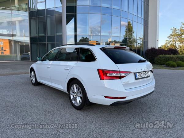 Balts Skoda SuperB 2022 Tallina, ar dzinēja tilpumu 2.00 L un nobraukumu 60 tūkst. km par 25750 €, foto 6 vietnē AUTOMOTO.COM.LV