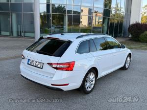 Balts Skoda SuperB 2022 Tallina, ar dzinēja tilpumu 2.00 L un nobraukumu 60 tūkst. km par 25750 €, foto 9 vietnē AUTOMOTO.COM.LV