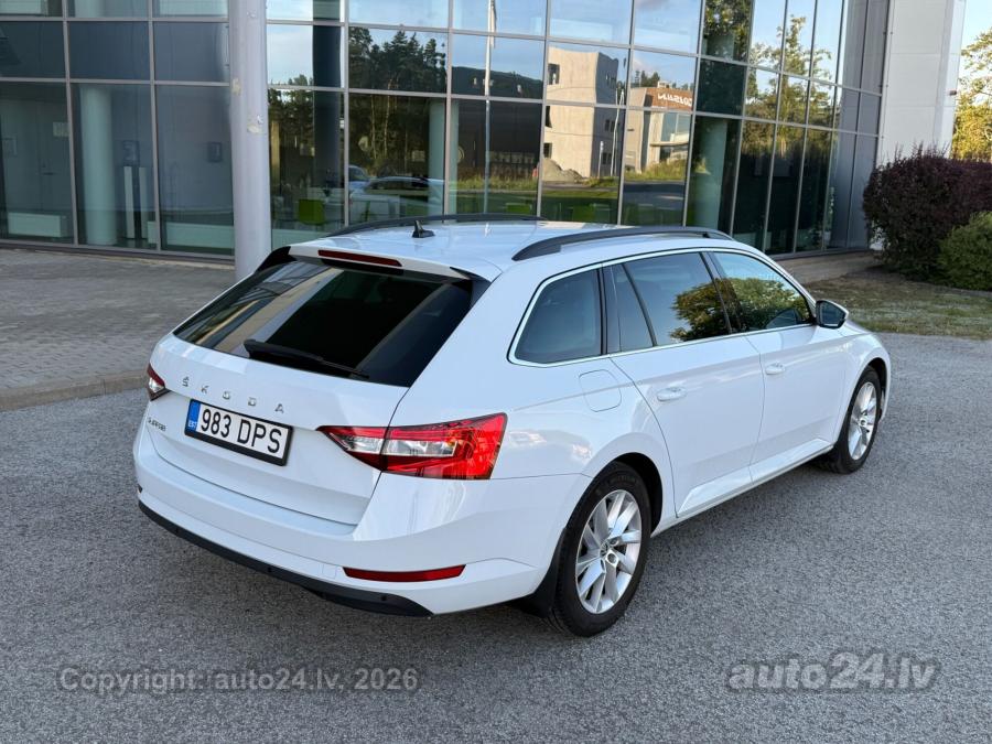 Balts Skoda SuperB 2022 Tallina, ar dzinēja tilpumu 2.00 L un nobraukumu 60 tūkst. km par 25750 €, foto 9 vietnē AUTOMOTO.COM.LV