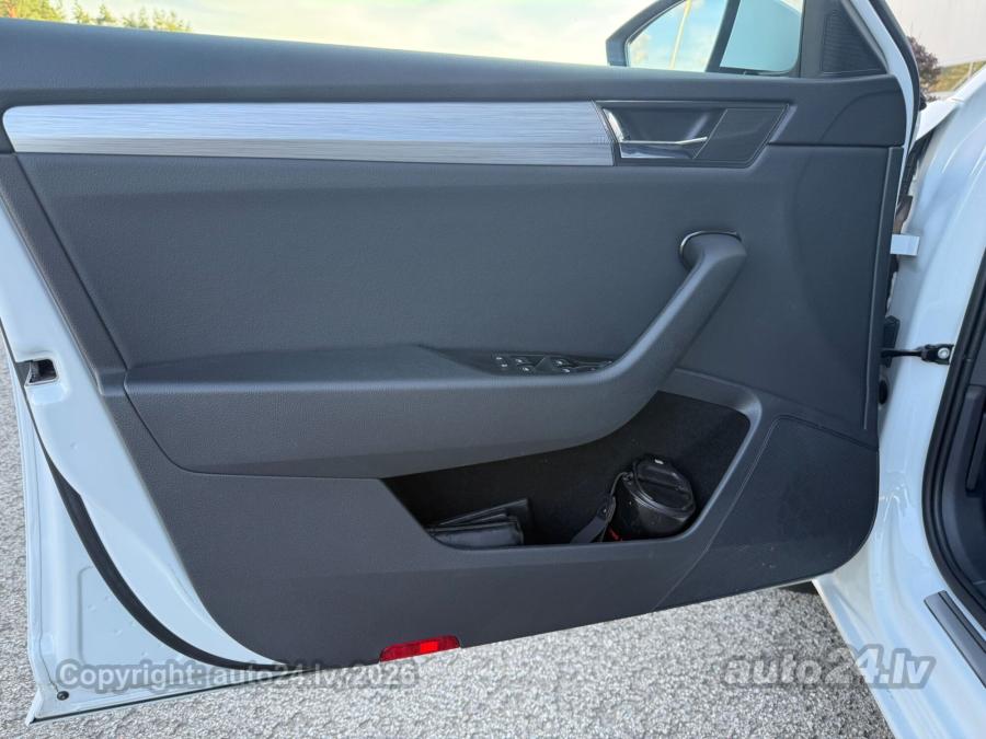 Balts Skoda SuperB 2022 Tallina, ar dzinēja tilpumu 2.00 L un nobraukumu 60 tūkst. km par 25750 €, foto 12 vietnē AUTOMOTO.COM.LV