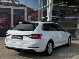 Balts Skoda SuperB 2022 Valmiera, ar dzinēja tilpumu 2.00 L un nobraukumu 173 tūkst. km par 17900 €, foto 7 vietnē AUTOMOTO.COM.LV