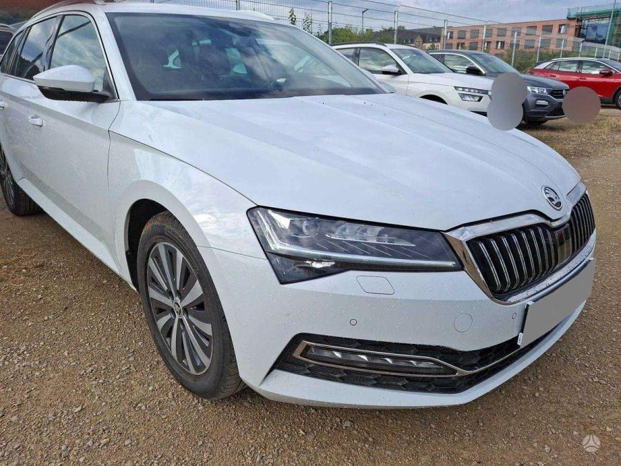 Balts Skoda SuperB 2022 Viļņa, ar dzinēja tilpumu 1.50 L un nobraukumu 133 tūkst. km par 20815 €, foto 5 vietnē AUTOMOTO.COM.LV