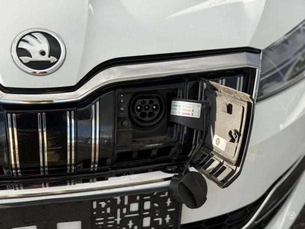 Белый Шкода Суперб 2022 в Вильнюс, объемом двигателя 1.40 л и пробегом 200 тыс. км за 15999 €, фото 8 на AUTOMOTO.COM.LV