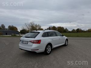 White Skoda SuperB 2022 in Cesis, with an engine capacity of 1.50 L and mileage of 0 thousand km for 15900 €, photo 4 on AUTOMOTO.COM.LV