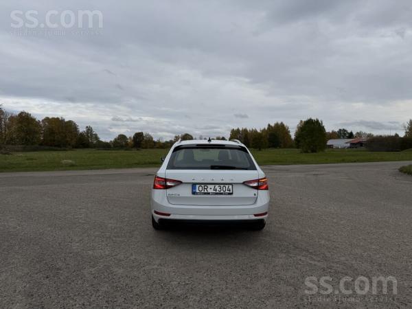 Balts Skoda SuperB 2022 Cēsis, ar dzinēja tilpumu 1.50 L un nobraukumu 0 tūkst. km par 15900 €, foto 5 vietnē AUTOMOTO.COM.LV