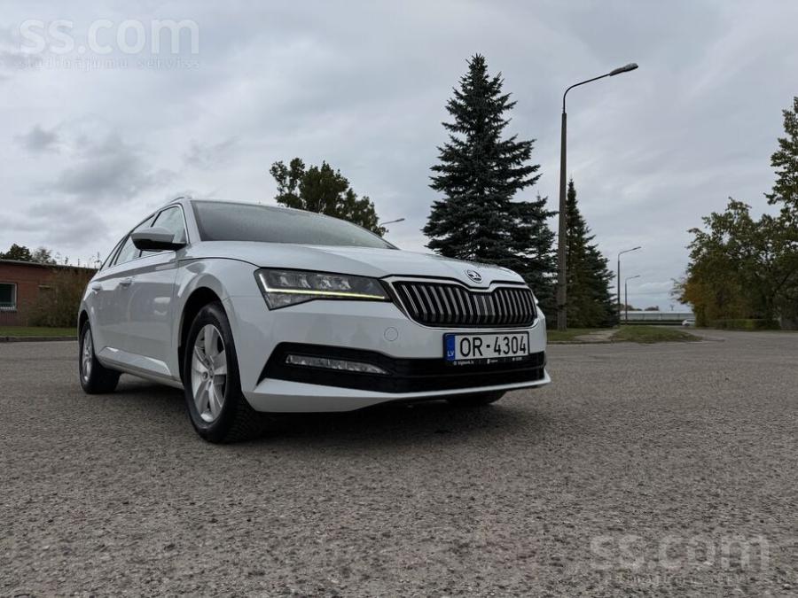 White Skoda SuperB 2022 in Cesis, with an engine capacity of 1.50 L and mileage of 0 thousand km for 15900 €, photo 10 on AUTOMOTO.COM.LV