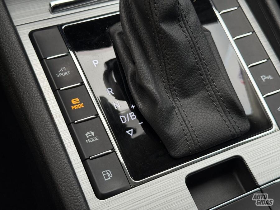 Balts Skoda SuperB 2022 Viļņa, ar dzinēja tilpumu 1.40 L un nobraukumu 200 tūkst. km par 15999 €, foto 32 vietnē AUTOMOTO.COM.LV