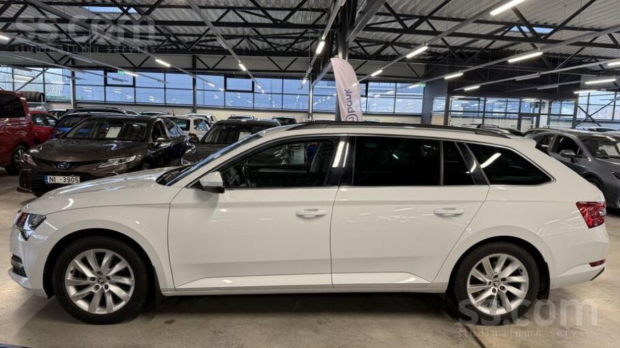 White Skoda SuperB 2023 in Riga, with an engine capacity of 1.50 L and mileage of 48 thousand km for 25900 €, photo 2 on AUTOMOTO.COM.LV