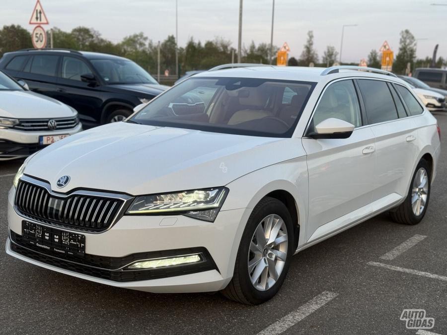 White Skoda SuperB 2023 in Vilnius, with an engine capacity of 2.00 L and mileage of 235 thousand km for 17500 €, photo 3 on AUTOMOTO.COM.LV