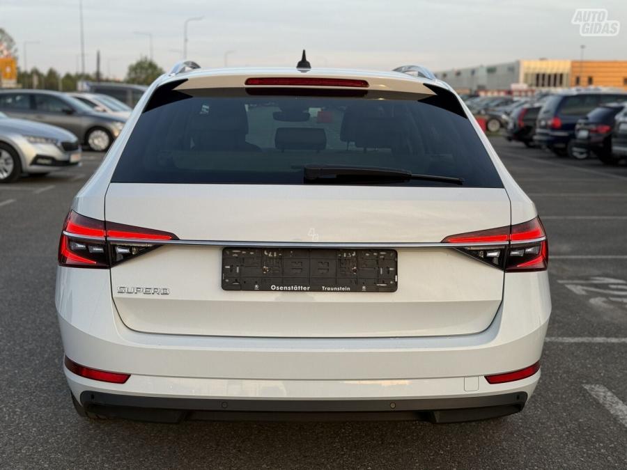 White Skoda SuperB 2023 in Vilnius, with an engine capacity of 2.00 L and mileage of 235 thousand km for 17500 €, photo 5 on AUTOMOTO.COM.LV