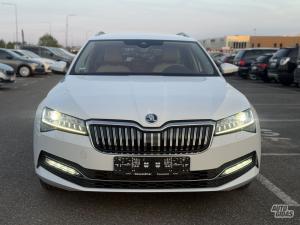 White Skoda SuperB 2023 in Vilnius, with an engine capacity of 2.00 L and mileage of 235 thousand km for 17500 €, photo 10 on AUTOMOTO.COM.LV