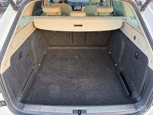 White Skoda SuperB 2023 in Vilnius, with an engine capacity of 2.00 L and mileage of 235 thousand km for 17500 €, photo 12 on AUTOMOTO.COM.LV