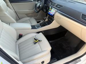 White Skoda SuperB 2023 in Vilnius, with an engine capacity of 2.00 L and mileage of 235 thousand km for 17500 €, photo 20 on AUTOMOTO.COM.LV