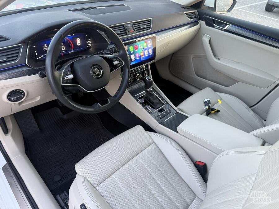 White Skoda SuperB 2023 in Vilnius, with an engine capacity of 2.00 L and mileage of 235 thousand km for 17500 €, photo 26 on AUTOMOTO.COM.LV