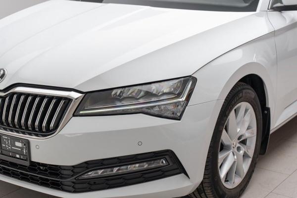 White Skoda SuperB 2023 in Peetri, with an engine capacity of 1.50 L and mileage of 53 thousand km for 27100 €, photo 7 on AUTOMOTO.COM.LV