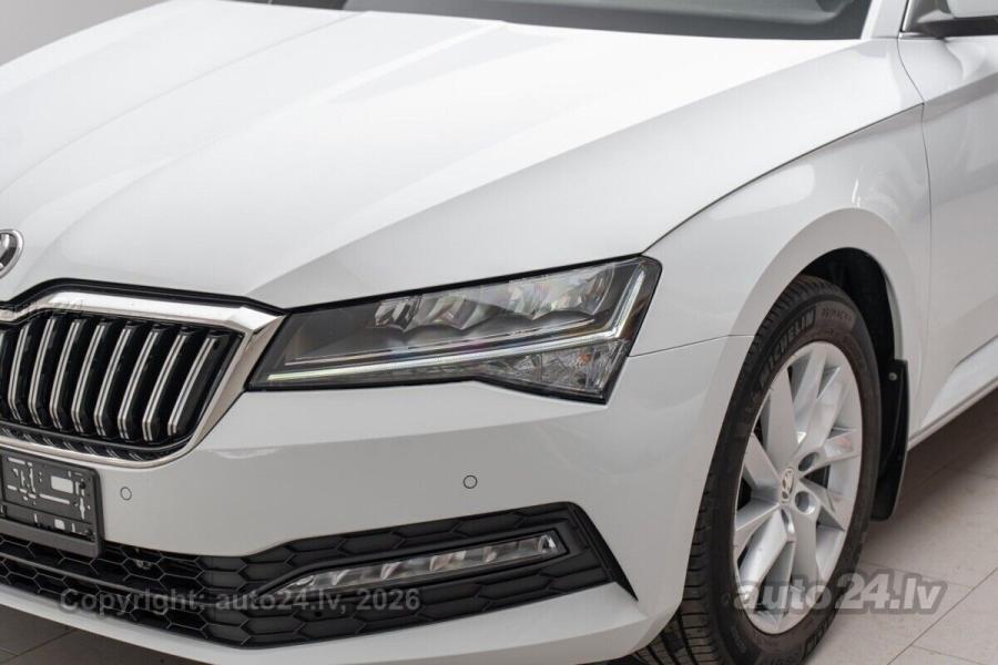 Balts Skoda SuperB 2023 Tallina, ar dzinēja tilpumu 1.50 L un nobraukumu 53 tūkst. km par 27100 €, foto 8 vietnē AUTOMOTO.COM.LV
