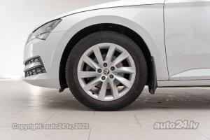 Balts Skoda SuperB 2023 Tallina, ar dzinēja tilpumu 1.50 L un nobraukumu 53 tūkst. km par 27100 €, foto 15 vietnē AUTOMOTO.COM.LV