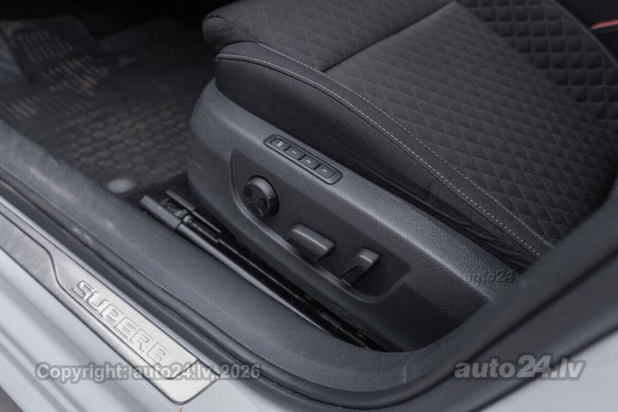 Balts Skoda SuperB 2023 Tallina, ar dzinēja tilpumu 1.50 L un nobraukumu 53 tūkst. km par 27100 €, foto 21 vietnē AUTOMOTO.COM.LV