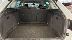 Balts Skoda SuperB 2023 Rīga, ar dzinēja tilpumu 1.50 L un nobraukumu 48 tūkst. km par 2540000 €, foto 14 vietnē AUTOMOTO.COM.LV