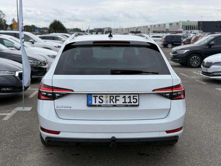 Balts Skoda SuperB 2023 Viļņa, ar dzinēja tilpumu 1.97 L un nobraukumu 235 tūkst. km par 17500 €, foto 5 vietnē AUTOMOTO.COM.LV