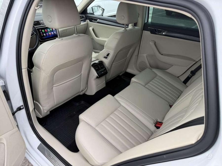 Balts Skoda SuperB 2023 Viļņa, ar dzinēja tilpumu 1.97 L un nobraukumu 235 tūkst. km par 17500 €, foto 24 vietnē AUTOMOTO.COM.LV