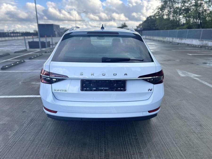 White Skoda SuperB 2023 in Vilnius, with an engine capacity of 1.40 L and mileage of 101 thousand km for 19900 €, photo 7 on AUTOMOTO.COM.LV