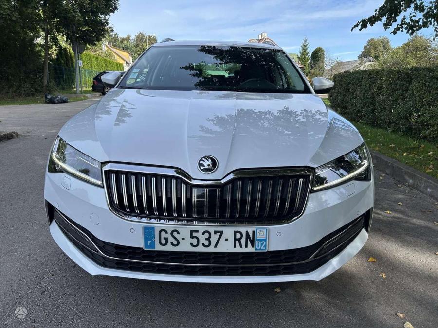 Balts Skoda SuperB 2023 Tauragė, ar dzinēja tilpumu 1.97 L un nobraukumu 298 tūkst. km par 16800 €, foto 4 vietnē AUTOMOTO.COM.LV