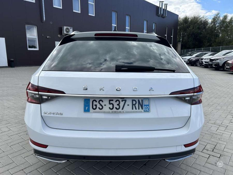 White Skoda SuperB 2023 in Taurage, with an engine capacity of 1.97 L and mileage of 274 thousand km for 16800 €, photo 11 on AUTOMOTO.COM.LV