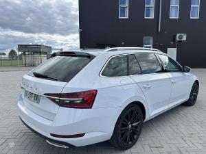 White Skoda SuperB 2023 in Taurage, with an engine capacity of 1.97 L and mileage of 274 thousand km for 16800 €, photo 14 on AUTOMOTO.COM.LV