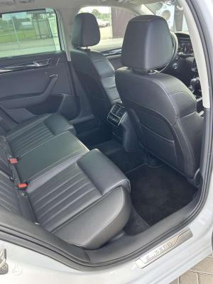 White Skoda SuperB 2023 in Taurage, with an engine capacity of 1.97 L and mileage of 274 thousand km for 16800 €, photo 22 on AUTOMOTO.COM.LV