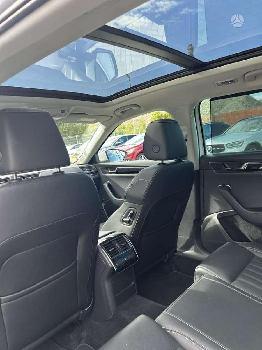 White Skoda SuperB 2023 in Taurage, with an engine capacity of 1.97 L and mileage of 274 thousand km for 16800 €, photo 25 on AUTOMOTO.COM.LV