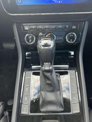 White Skoda SuperB 2023 in Taurage, with an engine capacity of 1.97 L and mileage of 274 thousand km for 16800 €, photo 33 on AUTOMOTO.COM.LV