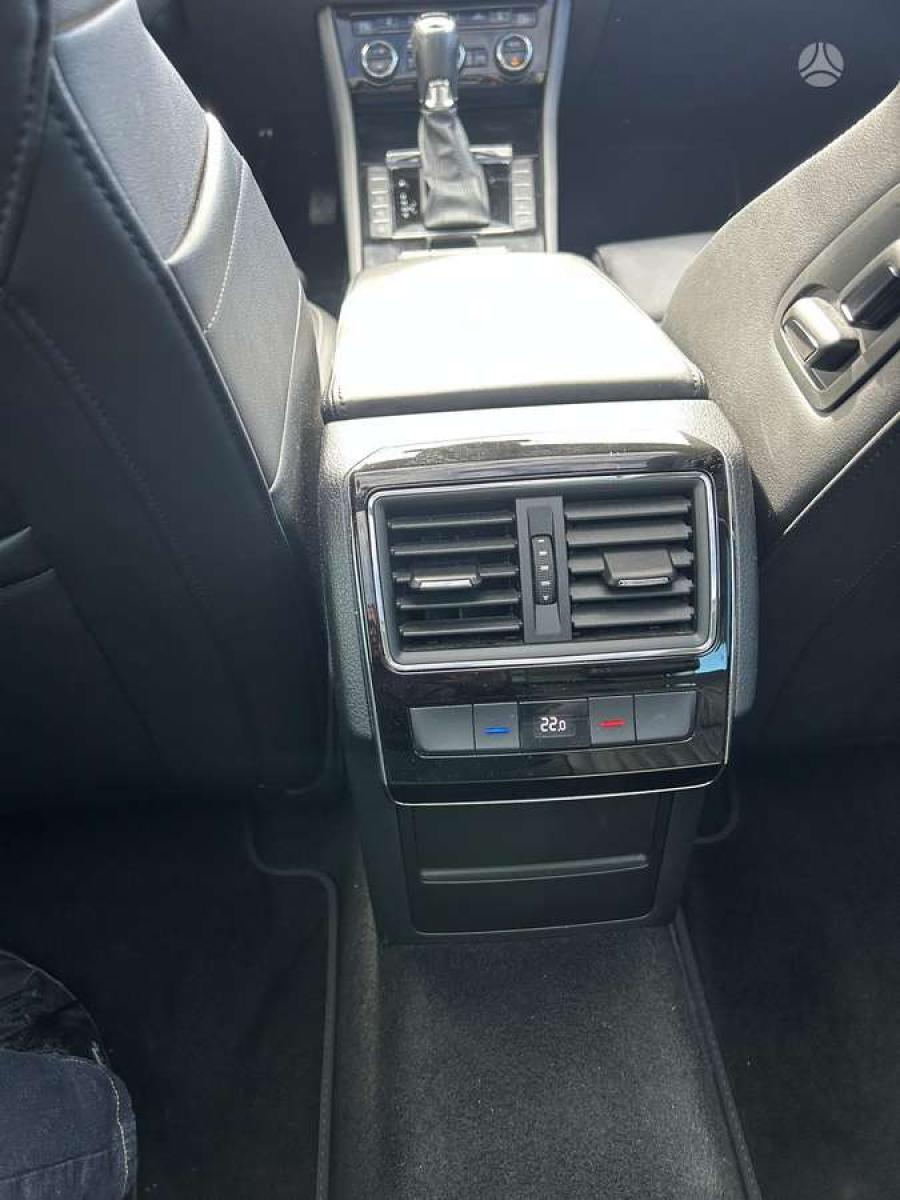 White Skoda SuperB 2023 in Taurage, with an engine capacity of 1.97 L and mileage of 274 thousand km for 16800 €, photo 34 on AUTOMOTO.COM.LV