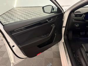 Balts Skoda SuperB 2024 Marijampole, ar dzinēja tilpumu 1.97 L un nobraukumu 168 tūkst. km par 25950 €, foto 12 vietnē AUTOMOTO.COM.LV