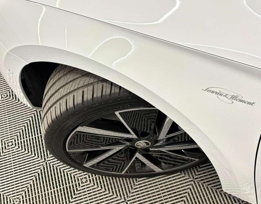 Balts Skoda SuperB 2024 Marijampole, ar dzinēja tilpumu 1.97 L un nobraukumu 168 tūkst. km par 25950 €, foto 36 vietnē AUTOMOTO.COM.LV