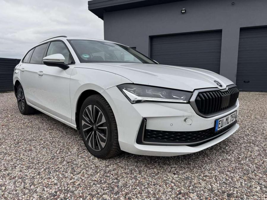 Balts Skoda SuperB 2026 Alīta, ar dzinēja tilpumu 1.97 L un nobraukumu 1 tūkst. km par 19900 €, foto 4 vietnē AUTOMOTO.COM.LV