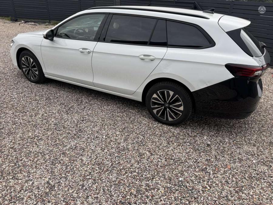 Balts Skoda SuperB 2026 Alīta, ar dzinēja tilpumu 1.97 L un nobraukumu 1 tūkst. km par 19900 €, foto 8 vietnē AUTOMOTO.COM.LV