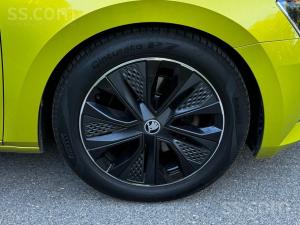 Yellow Skoda SuperB 2019 in Riga, with an engine capacity of 1.50 L and mileage of 90 thousand km for 16900 €, photo 27 on AUTOMOTO.COM.LV