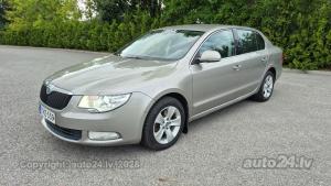 Yellow Skoda SuperB 2010 in Tartu, with an engine capacity of 2.00 L and mileage of 311 thousand km for 3799 €, photo  on AUTOMOTO.COM.LV