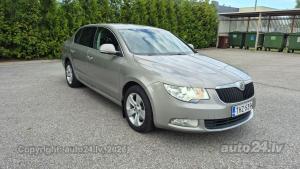 Dzeltens Skoda SuperB 2010 Tartu, ar dzinēja tilpumu 2.00 L un nobraukumu 311 tūkst. km par 3799 €, foto 4 vietnē AUTOMOTO.COM.LV