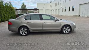 Dzeltens Skoda SuperB 2010 Tartu, ar dzinēja tilpumu 2.00 L un nobraukumu 311 tūkst. km par 3799 €, foto 7 vietnē AUTOMOTO.COM.LV