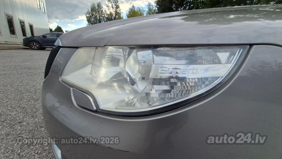 Dzeltens Skoda SuperB 2010 Tartu, ar dzinēja tilpumu 2.00 L un nobraukumu 311 tūkst. km par 3799 €, foto 11 vietnē AUTOMOTO.COM.LV