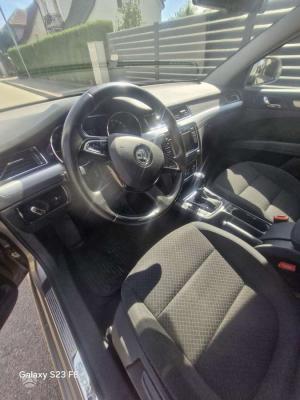 Yellow Skoda SuperB 2015 in Vilkaviskis, with an engine capacity of 1.97 L and mileage of 218 thousand km for 7500 €, photo 6 on AUTOMOTO.COM.LV