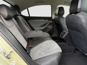 Yellow Skoda SuperB 2024 in Parnu, with an engine capacity of 1.50 L and mileage of 35 thousand km for 34600 €, photo 7 on AUTOMOTO.COM.LV