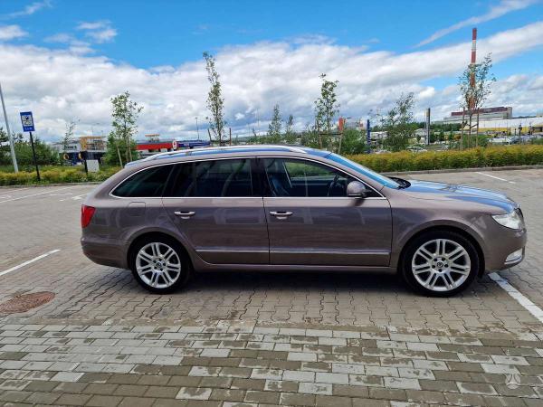 Yellow Skoda SuperB 2011 in Vilnius, with an engine capacity of 1.80 L and mileage of 230 thousand km for 5790 €, photo 6 on AUTOMOTO.COM.LV