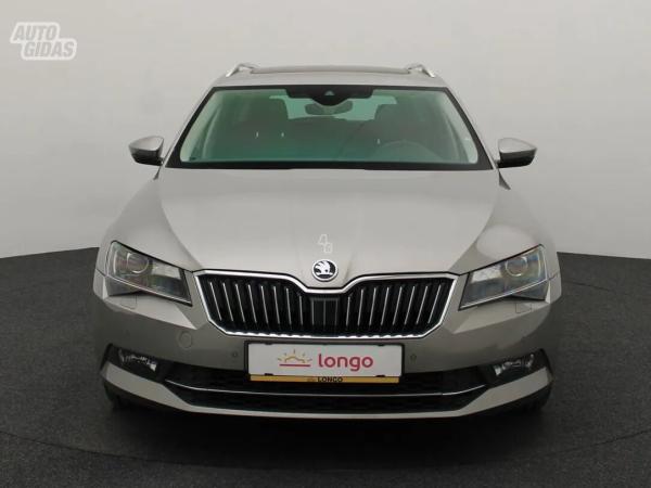 Dzeltens Skoda SuperB 2016 Viļņa, ar dzinēja tilpumu 2.00 L un nobraukumu 298 tūkst. km par 10999 €, foto 3 vietnē AUTOMOTO.COM.LV