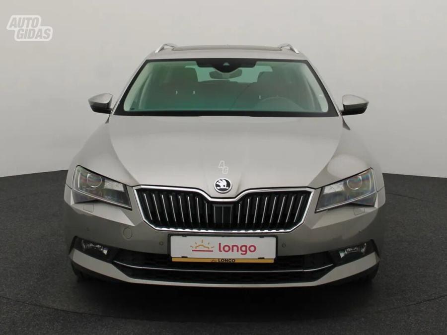 Yellow Skoda SuperB 2016 in Vilnius, with an engine capacity of 2.00 L and mileage of 298 thousand km for 10999 €, photo 4 on AUTOMOTO.COM.LV